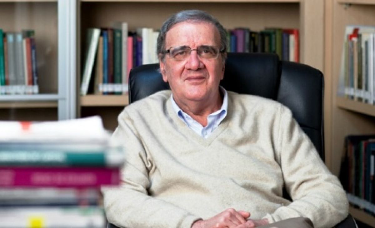 Jornal O Victoriano de Avaré - Economista e professor lança livro no ... Jornal O Victoriano de Avaré - Economista e professor lança livro no ...